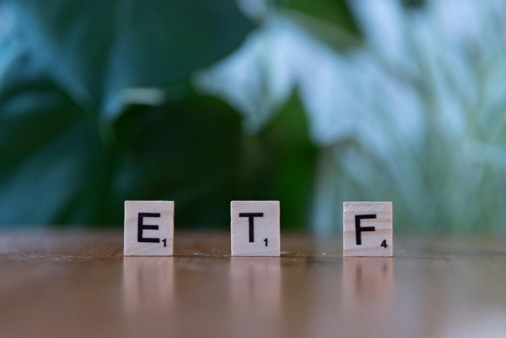 Como Investir em ETFs: Tipos, Vantagens e Estratégias